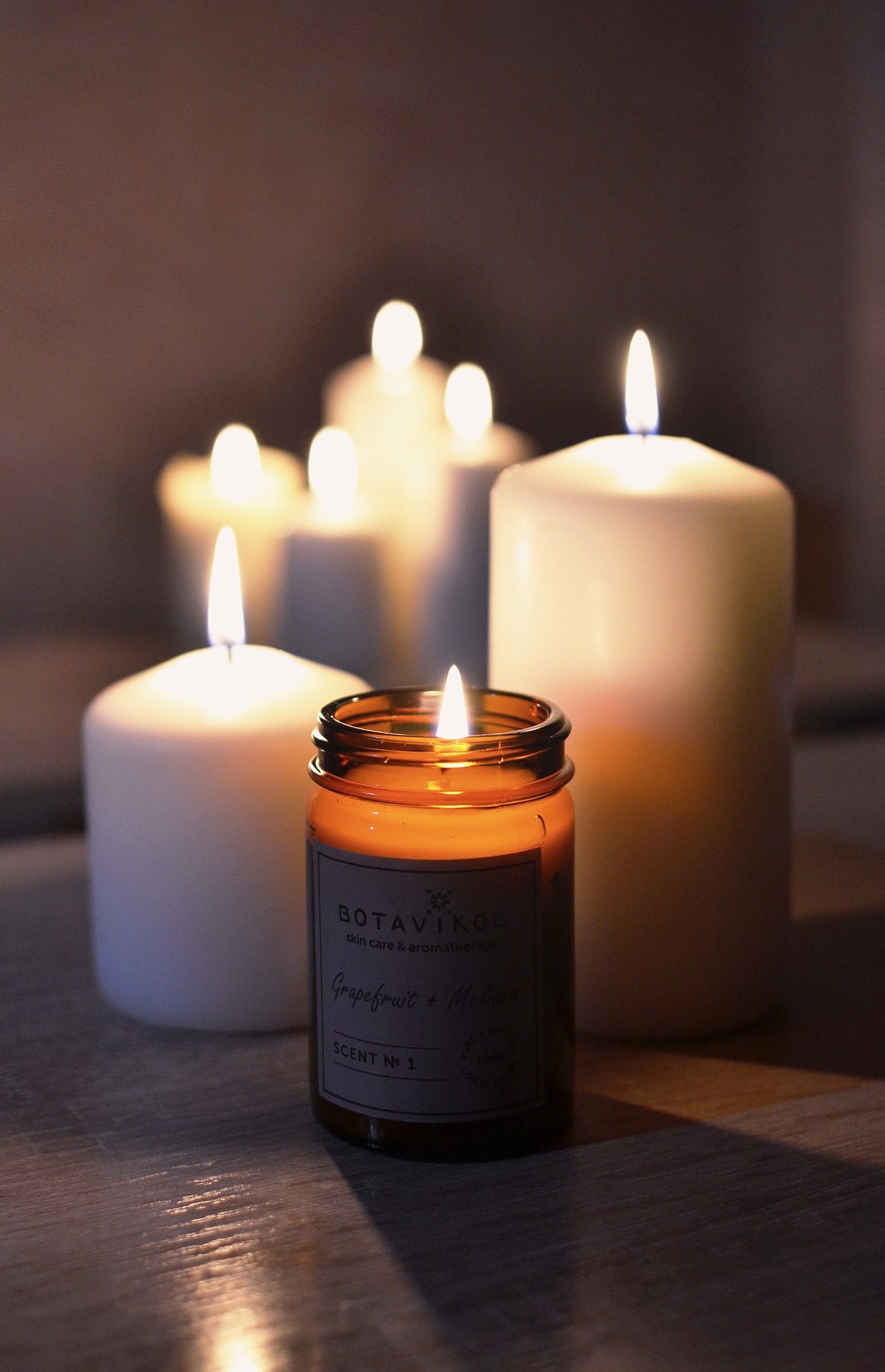How Luxury Candles Elevate Your Home's Ambiance - Lacamas Magazine